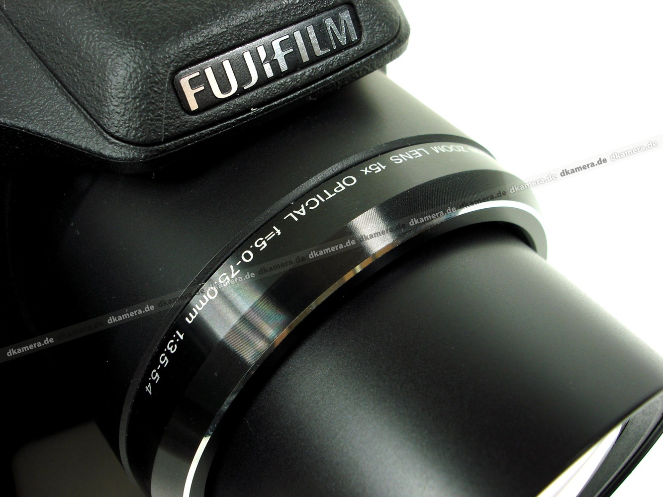 Die Kamera | Testbericht zur FujiFilm FinePix S2000HD | Testberichte ...