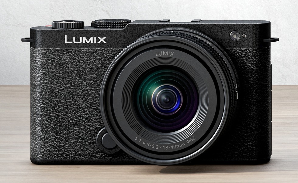 smallest panasonic camera
