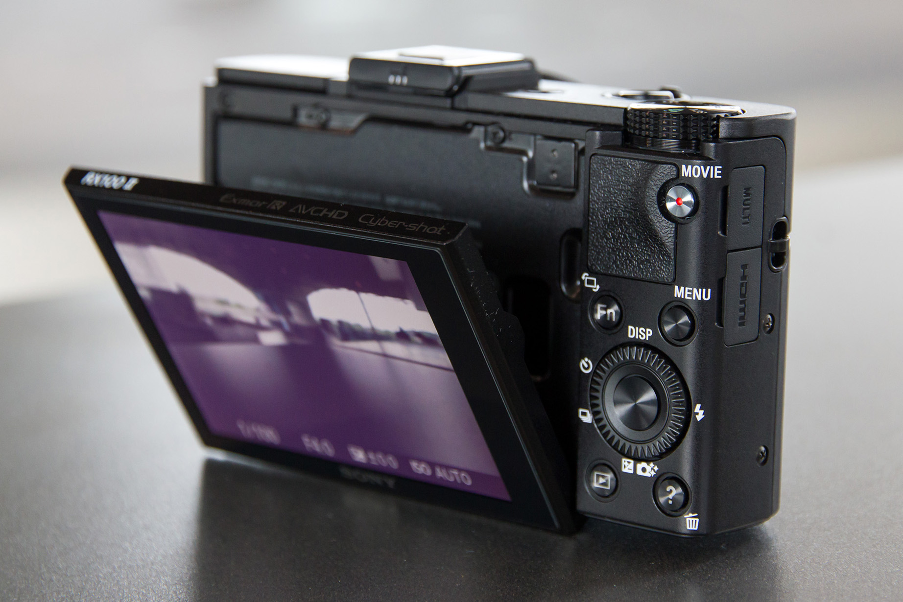 Preview: Hands-On der neuen Sony Cyber-shot DSC-RX100 II | News | dkamera.de | Das Digitalkamera ...
