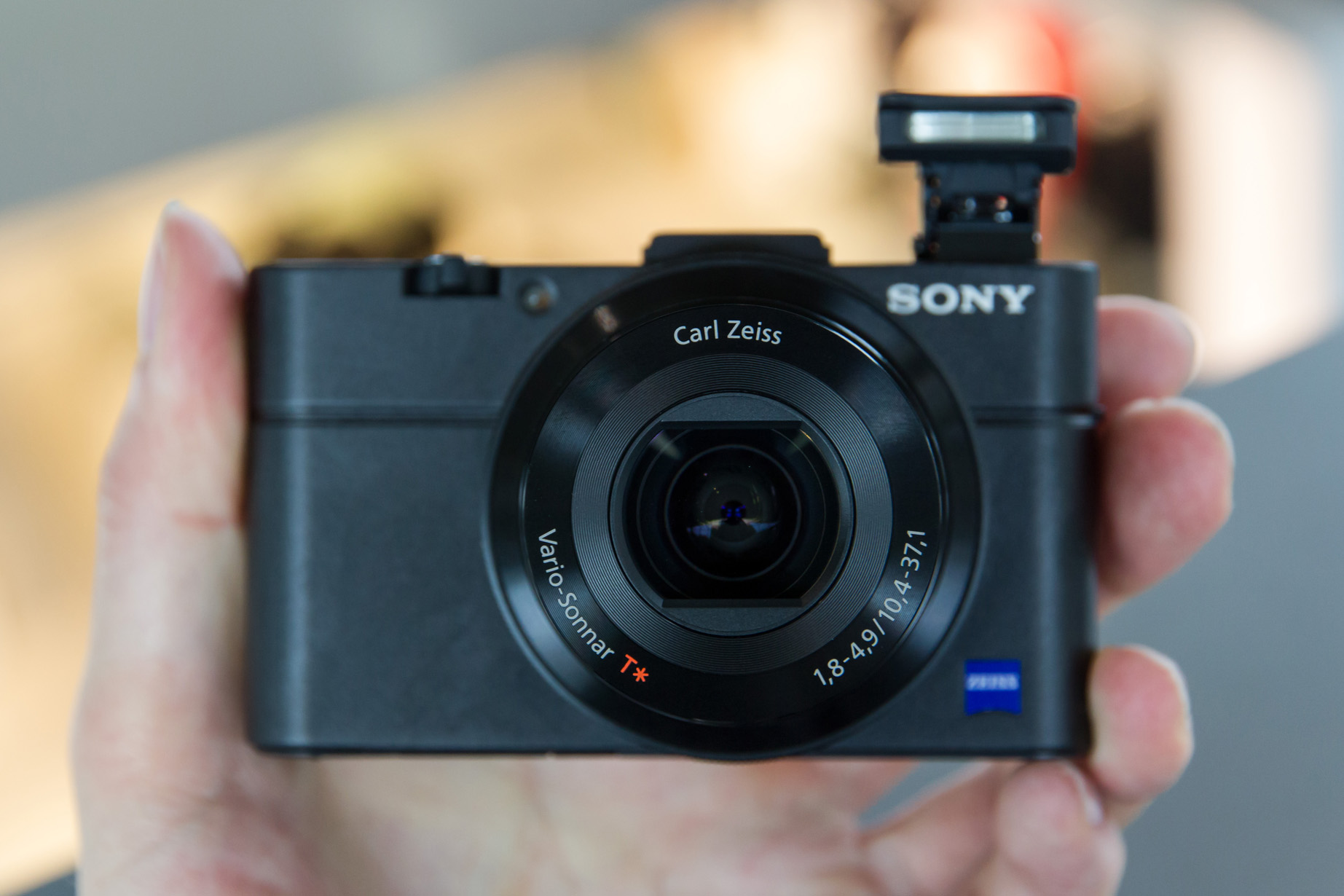 Preview: Hands-On der neuen Sony Cyber-shot DSC-RX100 II | News | dkamera.de | Das Digitalkamera ...
