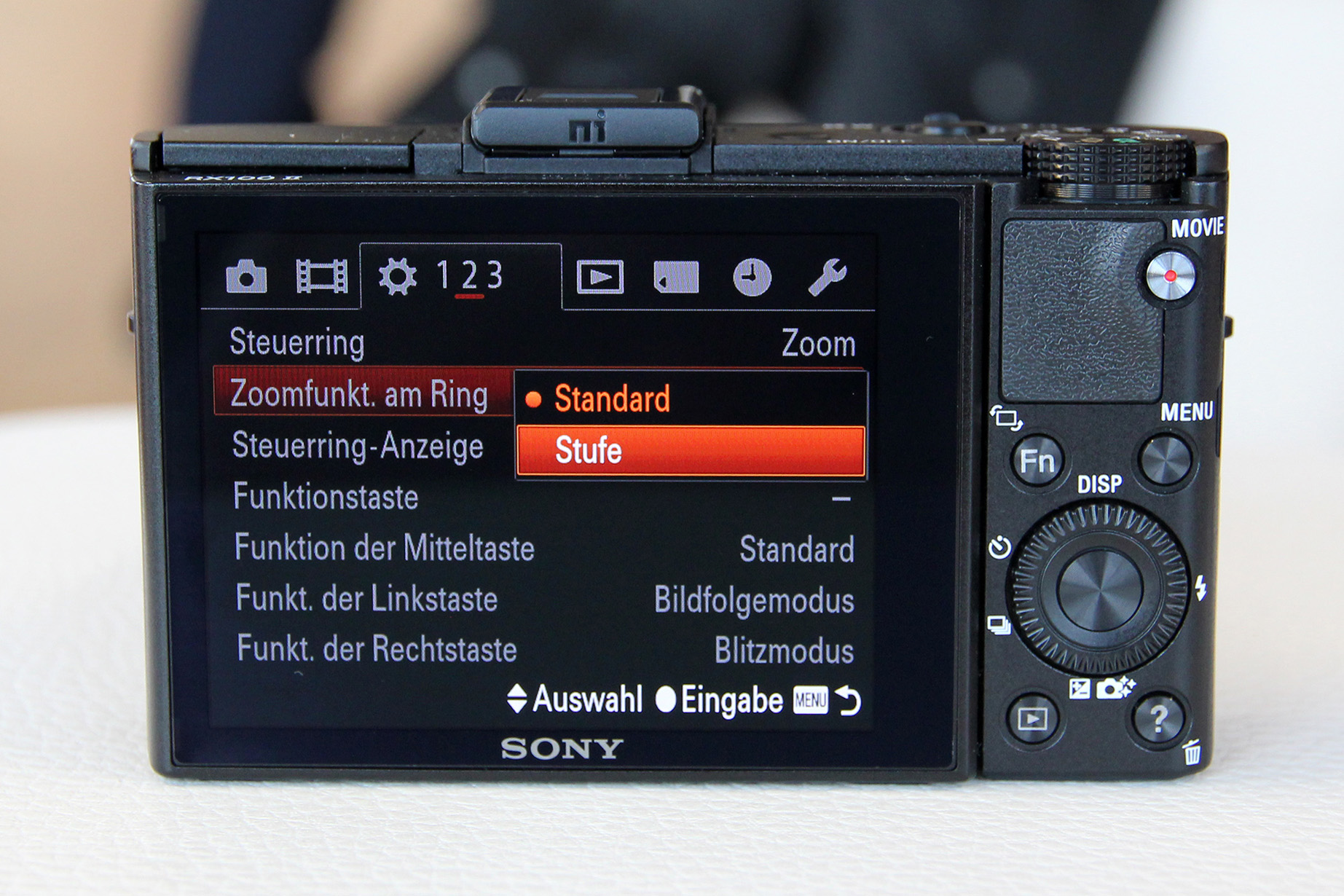 Preview: Hands-On der neuen Sony Cyber-shot DSC-RX100 II | News | dkamera.de | Das Digitalkamera ...